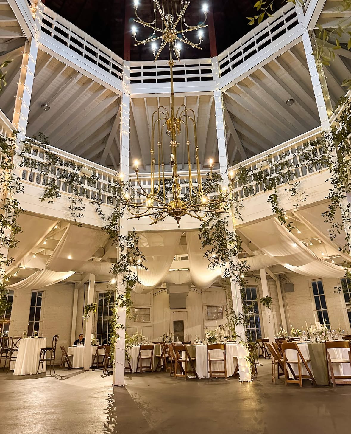 Round Barn – Stable of Memories | Iconic Lexington Event Venue